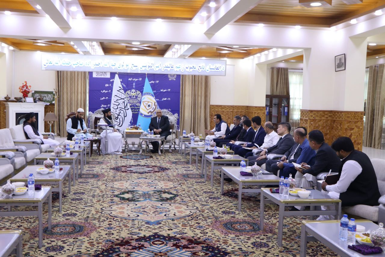 Balkh Governor Meets Regional Consuls to Strengthen Cooperation - RTA ...